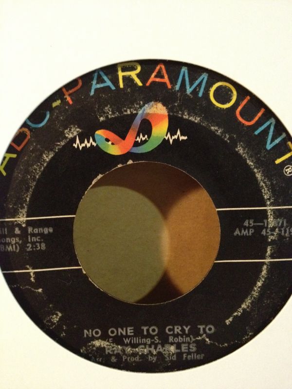 RAY CHARLES . NO ONE TO CRY TO . A TEAR FELL - グリーロレコード